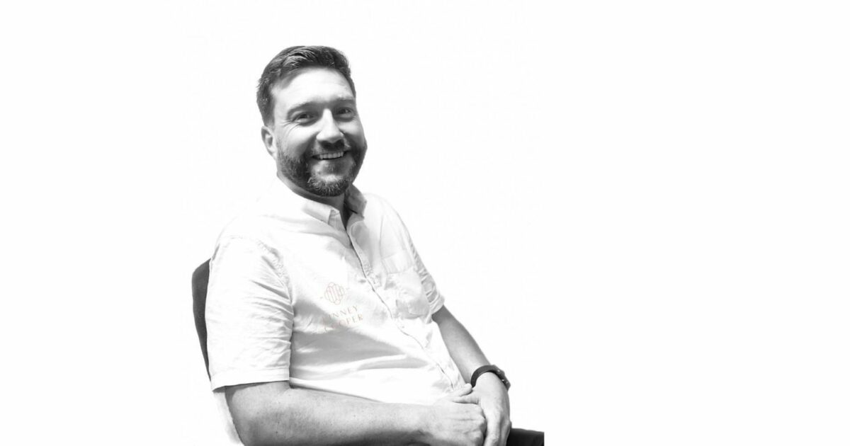 Welcoming our new Senior Contracts Manager | Linney Cooper