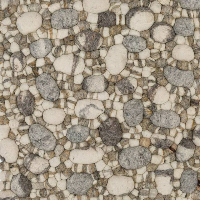 Pebble | Linney Cooper